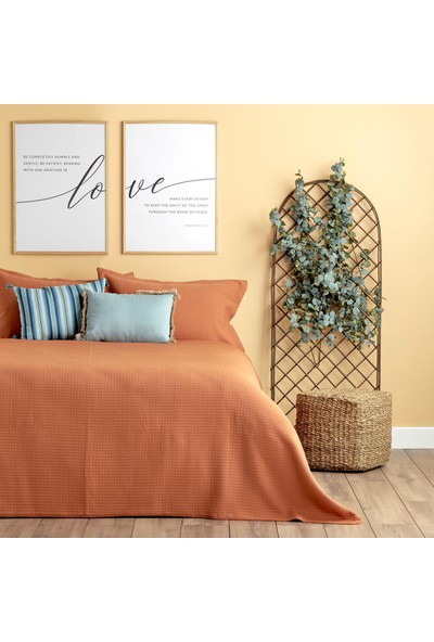 Bella Maison Lois Çift Kişilik Yatak Örtüsü Seti Kiremit (220X240 Cm) Bella Maison Lois Çift Kişilik Yatak Örtüsü Seti Kiremit (220X240 Cm)
