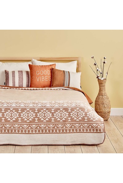 Bella Maison Monet Pamuklu Çift Kişilik Battaniye Bej (180x220 cm)