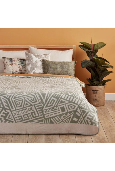 Bella Maison Rebel Pamuklu Tek Kişilik Battaniye Mint (150x220 cm) Bella Maison Rebel Pamuklu Tek Kişilik Battaniye Mint (150x220 cm)