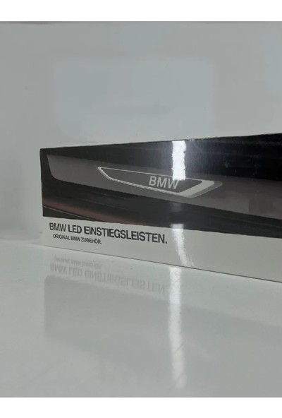 BMG M Performance Işıklı Kapı Basamakları X4 F26 (Orijinal Lisanslı)