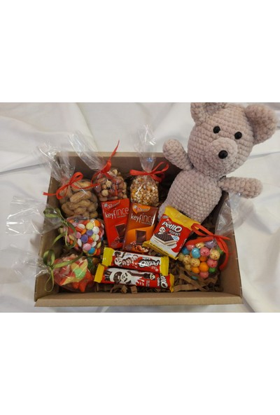 Yonca Sevimli Ayıcık Ile Yeni Yıl Atıştırmalık Hediye Kutusu