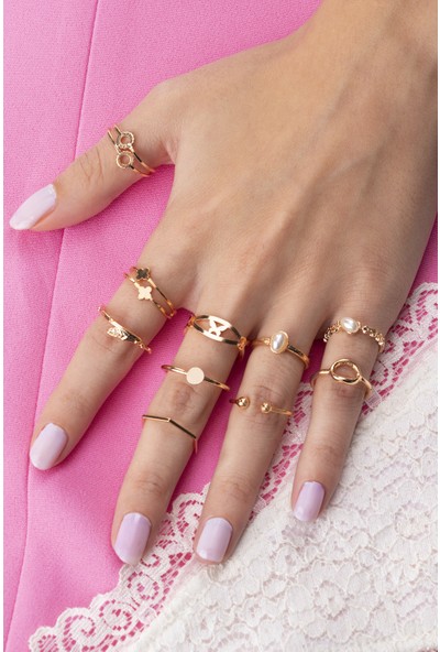 Sortie Inci Detaylı Kelebek ve Yaprak Figürlü 10'lu Yüzük Kombini 005 Sortie Inci Detaylı Kelebek ve Yaprak Figürlü 10'lu Yüzük Kombini 005