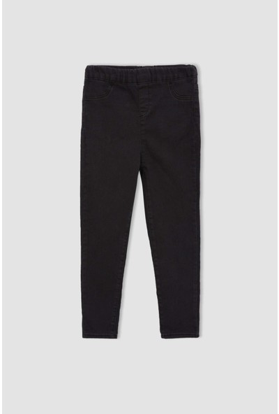 DeFacto Kız Çocuk Slim Fit Esnek Belli Jean Pantolon W5907A622SP DeFacto Kız Çocuk Slim Fit Esnek Belli Jean Pantolon W5907A622SP