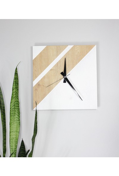 Carniella Ahşap Kare Duvar Saati̇
