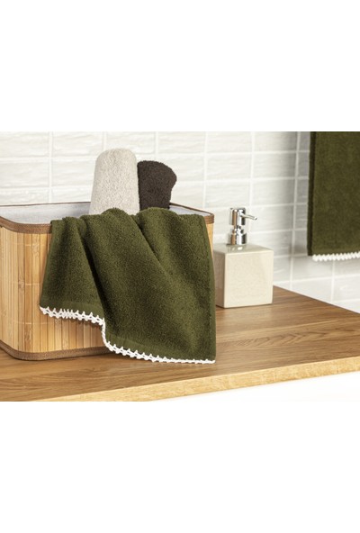 English Home Zigzag Mono Pamuklu Kroşeli El Havlusu 30X40 cm Yeşil-Ekru English Home Zigzag Mono Pamuklu Kroşeli El Havlusu 30X40 cm Yeşil-Ekru