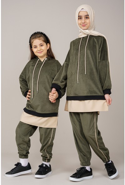 Markosin Genç Kız Kapüşonlu Kadife Alt Üst Takım 10002 Markosin Genç Kız Kapüşonlu Kadife Alt Üst Takım 10002