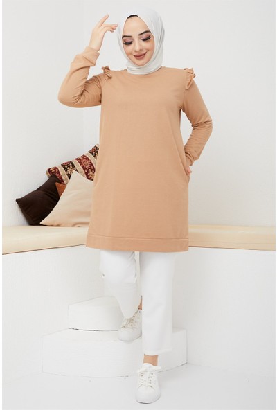 Akra Moda Omuzu Fırfır Detaylı Tunik 3002 Bej Akra Moda Omuzu Fırfır Detaylı Tunik 3002 Bej
