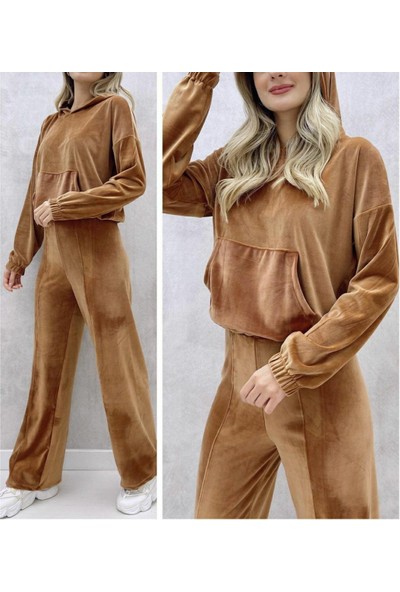 Vivian Bol Paça Kanguru Cep Detay Kapşonlu Kadife Eşofman Takımı Vivian Bol Paça Kanguru Cep Detay Kapşonlu Kadife Eşofman Takımı