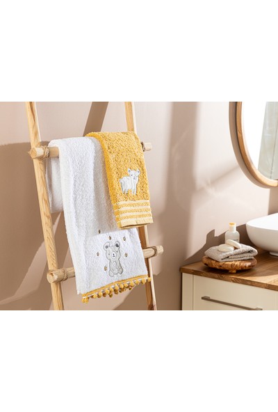 English Home Honey Bear Pamuklu Bebe Banyo Havlu Seti 70X130 cm Beyaz English Home Honey Bear Pamuklu Bebe Banyo Havlu Seti 70X130 cm Beyaz