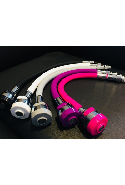 Hilays Renkli Silikonlu Oynar Başlıklı 2 Fonksiyonlu Spiral Musluk Başlığı Hilays Renkli Silikonlu Oynar Başlıklı 2 Fonksiyonlu Spiral Musluk Başlığı