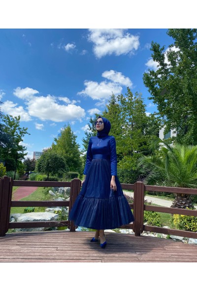 Binbir Atölye Lacivert Tütü Abiye