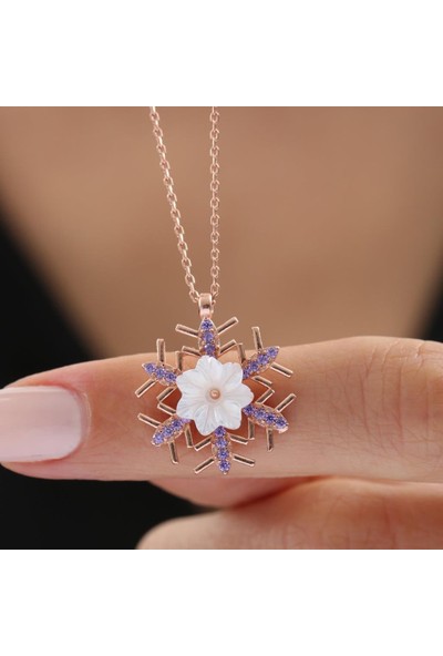 Mia Vento Ametist Taşlı Kar Kristali Manolya Çiçeği Rose Renk Flowers Gümüş Kolye Mia Vento Ametist Taşlı Kar Kristali Manolya Çiçeği Rose Renk Flowers Gümüş Kolye