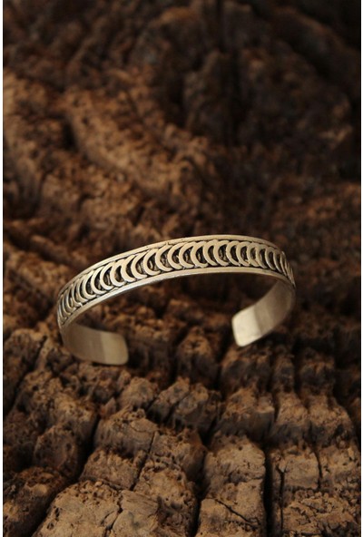 Fly Bazaar Otantik Desenli Erkek Kelepçe Bileklik Fly Bazaar Otantik Desenli Erkek Kelepçe Bileklik