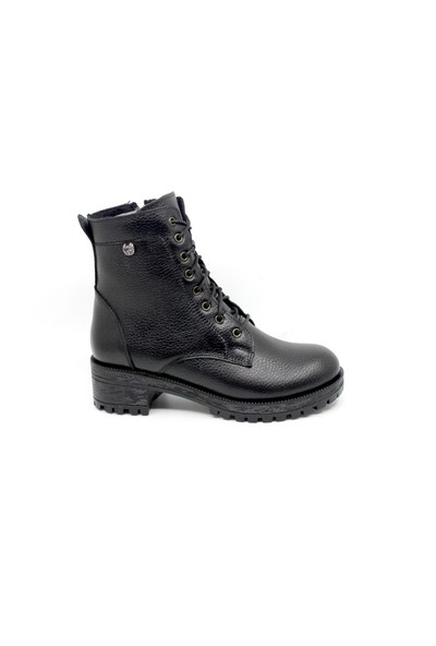 Zerhan 35 Kadın Deri Bağcıklı Fermuarlı Bot Zerhan 35 Kadın Deri Bağcıklı Fermuarlı Bot