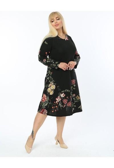 ViolettaXL Kadın Siyah Büyük Beden Çiçek Desen Esnek Krep Elbise ViolettaXL Kadın Siyah Büyük Beden Çiçek Desen Esnek Krep Elbise