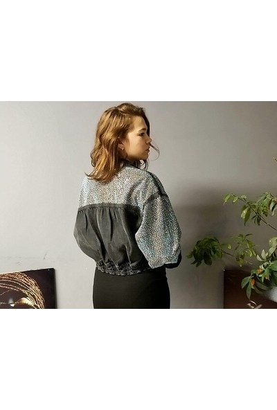 Meri Scape Taşlı Kot Ceket Meri Scape Taşlı Kot Ceket