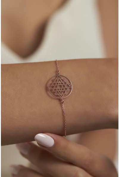 Ninova Silver Ninova Sri Yantra Model Rose Kaplama Gümüş Bileklik Ninova Silver Ninova Sri Yantra Model Rose Kaplama Gümüş Bileklik
