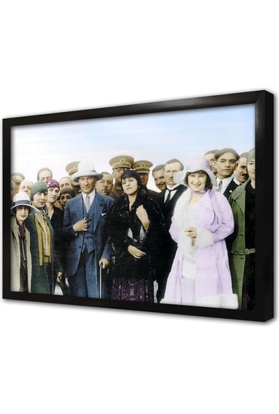 Tablosan Atatürk 5 Aralık Kadın Hakları Günü Çerçeveli Cam Tablo