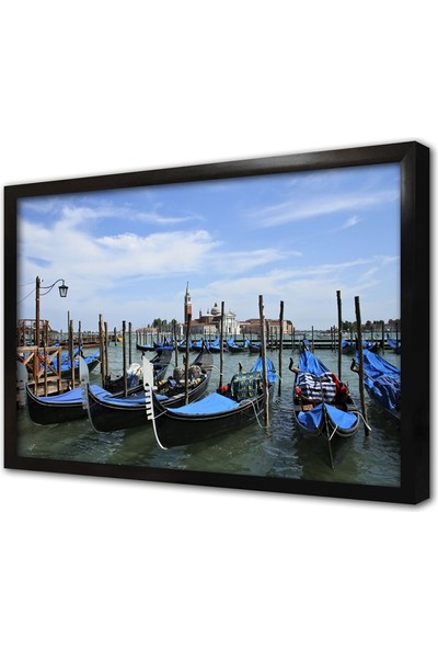 Tablosan Denizde Gondollar Çerçeveli Cam Tablo