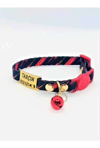 Pet Love Forever Güvenlik Kilitli Geometrik Desenli İsme Özel Siyah Kedi Tasması Siyah-Kırmızı 19-32 cm M Pet Love Forever Güvenlik Kilitli Geometrik Desenli İsme Özel Siyah Kedi Tasması Siyah-Kırmızı 19-32 cm M