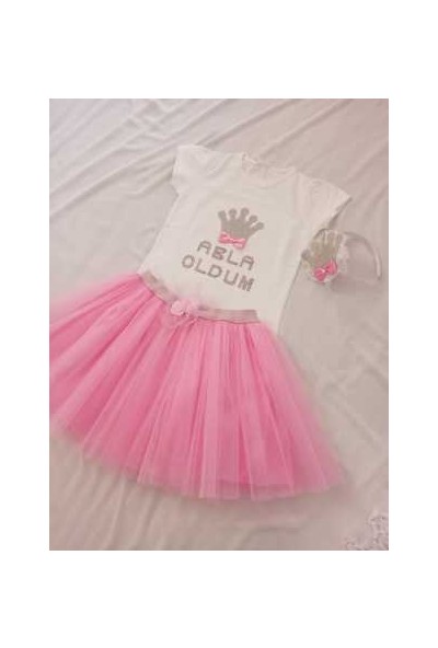 Mykino Abla Oldum Badisi (Tişört) Tütü Etek ve Taç Seti Mykino Abla Oldum Badisi (Tişört) Tütü Etek ve Taç Seti