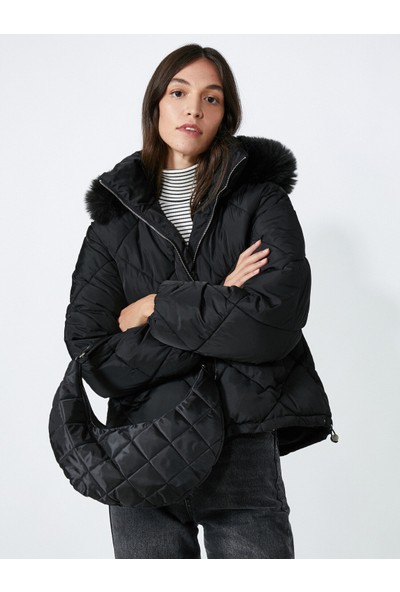 Koton Kadın Yakası Kürkü Kapüşonlu Şişme Kaban Puffer Cepli Koton Kadın Yakası Kürkü Kapüşonlu Şişme Kaban Puffer Cepli