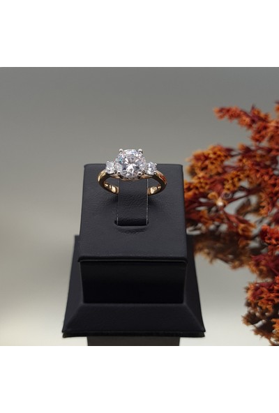 Grand-e Store Jewelry Zirkon 3 Taşlı Yüzük