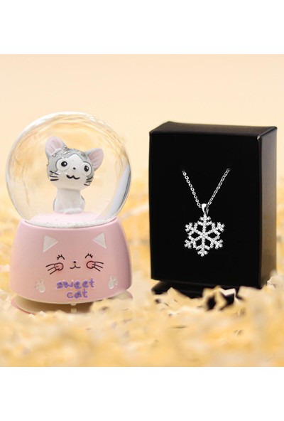 VegaGiftShop Kedili Işıklı Kar Küresi & Kar Tanesi Kolye Hediye Seti VegaGiftShop Kedili Işıklı Kar Küresi & Kar Tanesi Kolye Hediye Seti