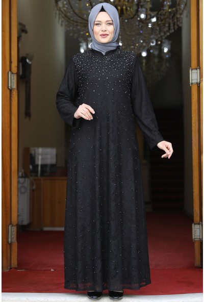 Amine Hüma Eda Abiye Siyah Amine Hüma