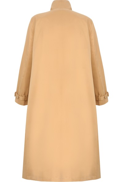 Göknur Arslan Çıt Çıt Detaylı Trençkot