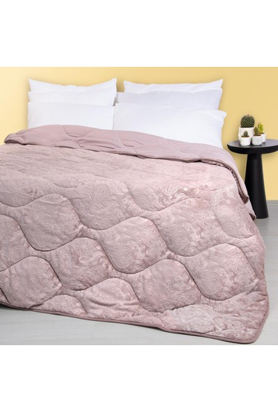 Homedius Enbos Barok Desenli Yorgan