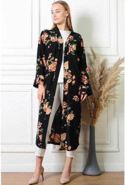 Pinkmark Kadın Rahat Kesim Siyah Çiçekli Tesettür Kap Kimono PMCK25335