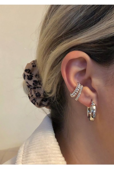 Kilig Kadın Gümüş Renk 2'li Vintage Cuff (Kıkırdak Küpe) Kilig Kadın Gümüş Renk 2'li Vintage Cuff (Kıkırdak Küpe)