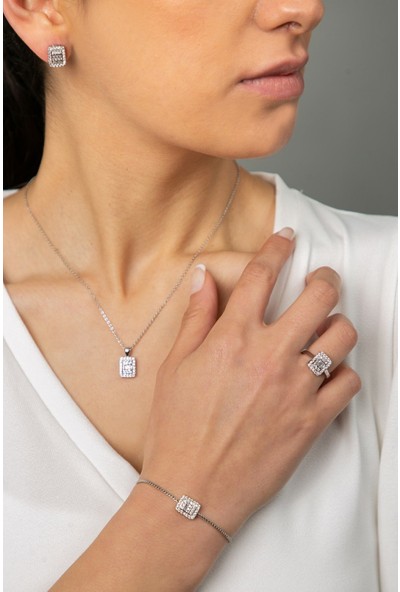 Elika Bijoux Kadın Baget Taşlı Dörtlü Set