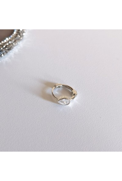 Bylin 925 Ayar Gümüş Damla Taş Mini Halka Piercing/küpe 8 mm Bylin 925 Ayar Gümüş Damla Taş Mini Halka Piercing/küpe 8 mm