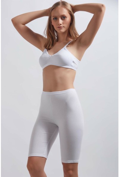 Arma Yıldız Kadın Beyaz Likralı Şort Arma Yıldız Kadın Beyaz Likralı Şort