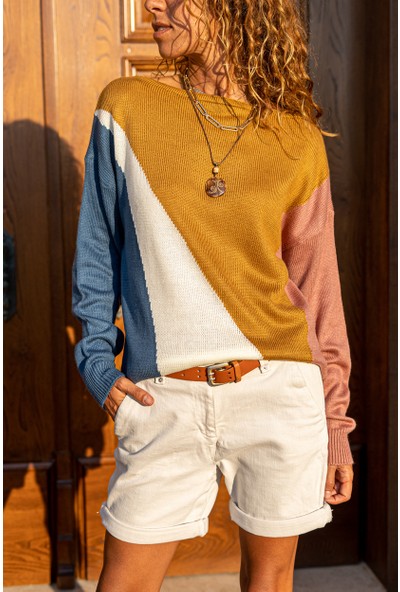 Güneş Kızı Kadın Multi Color Block Kayık Yaka Salaş Kazak GK-CCK1800 Güneş Kızı Kadın Multi Color Block Kayık Yaka Salaş Kazak GK-CCK1800
