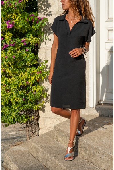 Güneş Kızı Kadın Siyah Polo Yaka Airobin Elbise GK-BST2883 Güneş Kızı Kadın Siyah Polo Yaka Airobin Elbise GK-BST2883