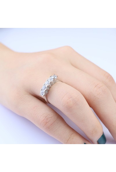 Ata Mücevherat Beş Taş Yüzük