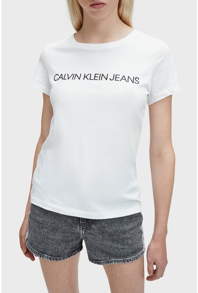 Calvin Klein Logolu % 100 Pamuk Bisiklet Yaka Slim Fit T Shirt Bayan T Shirt J20J207879 112 Calvin Klein Logolu % 100 Pamuk Bisiklet Yaka Slim Fit T Shirt Bayan T Shirt J20J207879 112