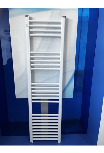 Vaillant Düz 400*1500 Beyaz Havlupan