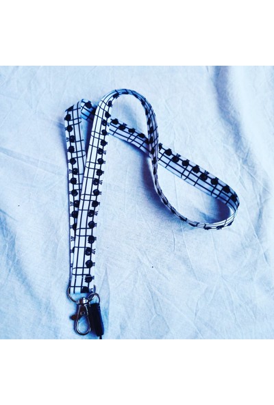 Aylins Boyun Askı Ipi-Beyaz Notalı