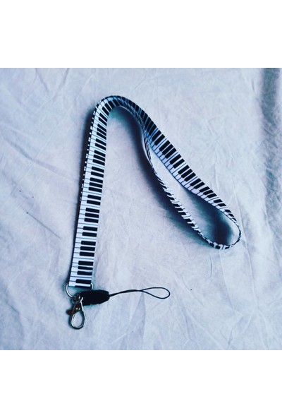 Aylins Boyun Askı Ipi-Piyano Tuşları