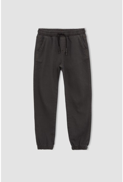 DeFacto Erkek Çocuk Esnek Belli Jogger Gabardin Pantolon W6795A622SP DeFacto Erkek Çocuk Esnek Belli Jogger Gabardin Pantolon W6795A622SP