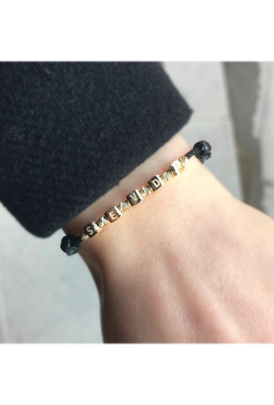 Estel 14 Ayar Altın 5 Harfli Küp Bileklik Estel 14 Ayar Altın 5 Harfli Küp Bileklik