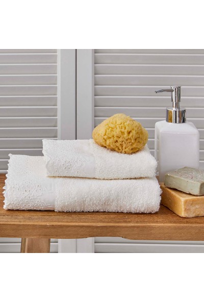 Sarah Anderson Elise Off White 3 Parça Havlu Seti Sarah Anderson Elise Off White 3 Parça Havlu Seti