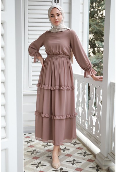 Saretex Fırfır Detaylı Kolları Büzgülü Şifon Elbise Vizon