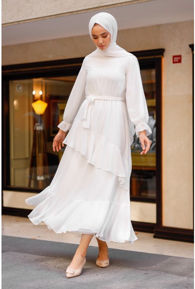 Saretex Önden Fırfır Detaylı Kolları Büzgülü Şifon Elbise Beyaz Saretex Önden Fırfır Detaylı Kolları Büzgülü Şifon Elbise Beyaz