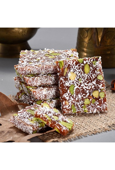 Özgür Leblebi Antep Fıstıklı Yaprak Cezerye 500 gr