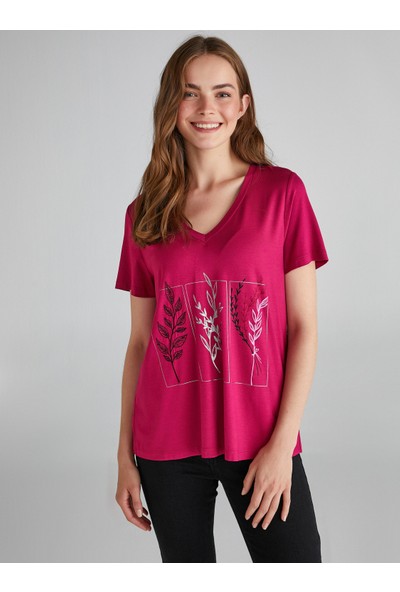 Faik Sönmez V Yaka Önü Yaprak Baskı ve Nakış Detaylı T-SHIRT63437